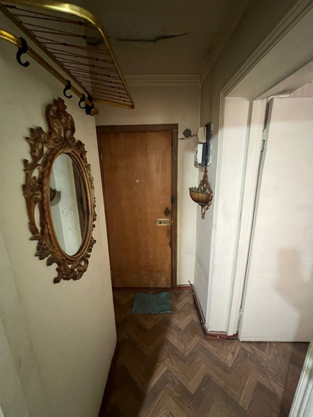 Метро Новза 1/3/4 кирпич балкон 1.5/3