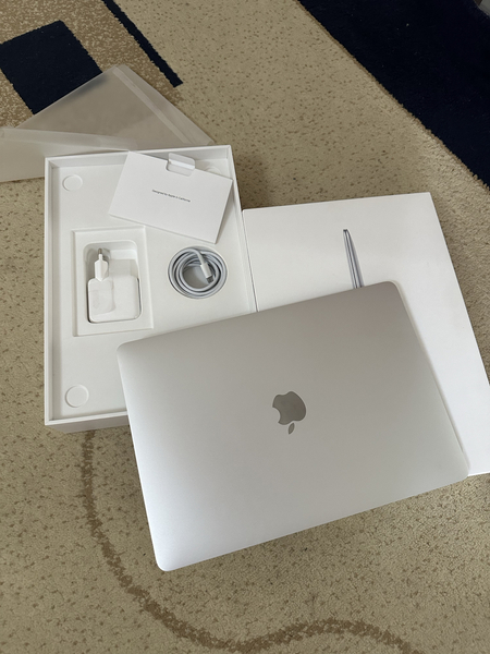 Apple M1 MacBook Air