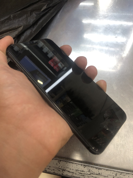 Iphone 8 plus 64gb ideal srocna sotlad