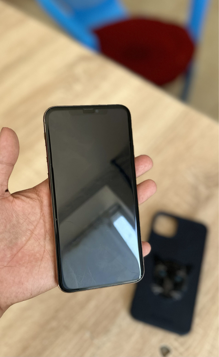 iPhone 11pro max 64