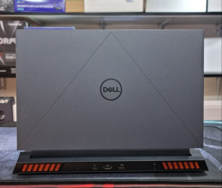 Dell laptop noutbook