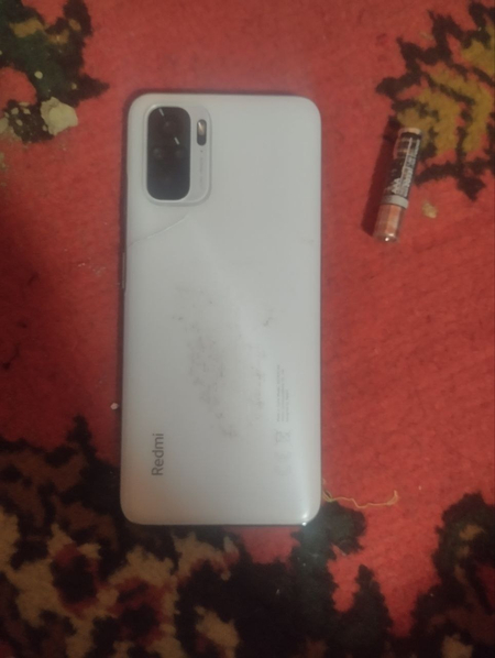 Redmi note 10. Xotira 4/128 Telefon ochilmagan orqa Krishna shisha sin