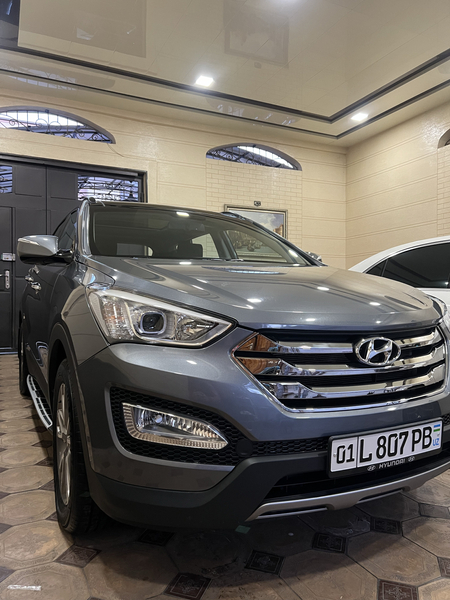 Hyundai Santa FE