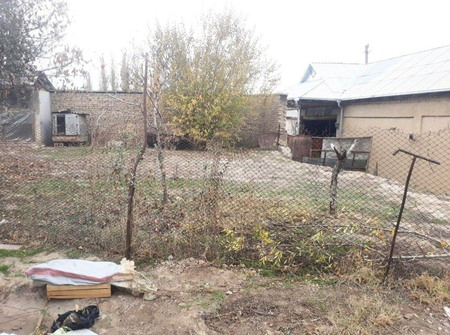 Шошилинч тарзда 10-сотих ер сотилади хар бир сотихи учун 10.000$ дан