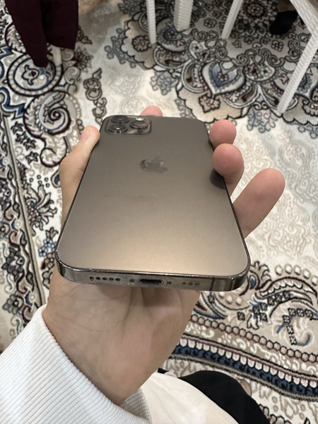 Продаеться Iphone 12 pro