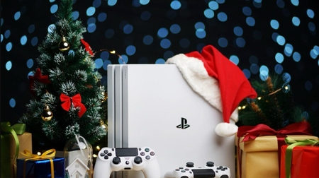 Playstation4 Pro 2TB 35 игр два джестика как на фото