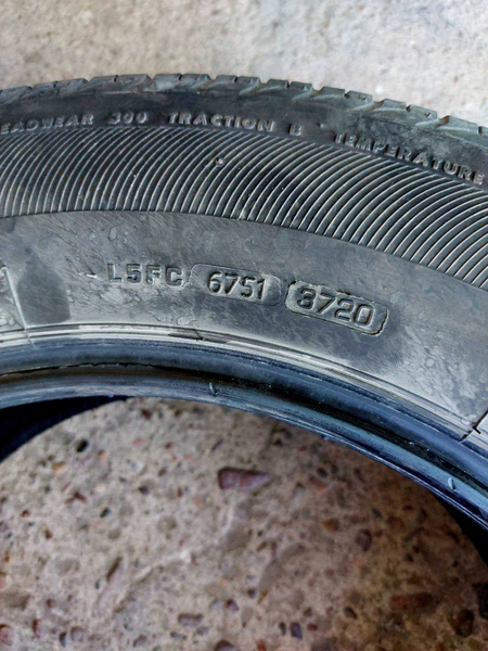 Резина LASSA 225/60R17 (турецкая)