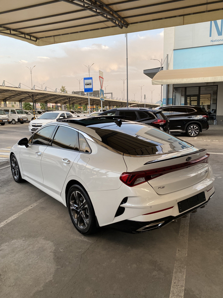 Kia k5 gt line srochna sotiladi