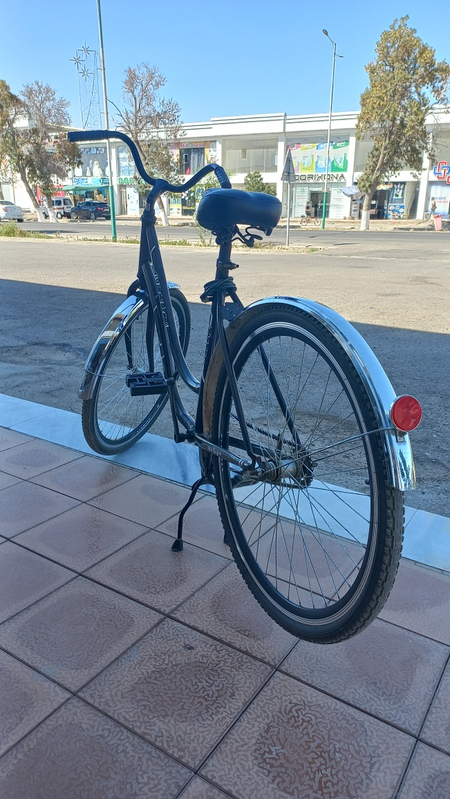 Velosiped sotiladi. Narxini kelishamiz.