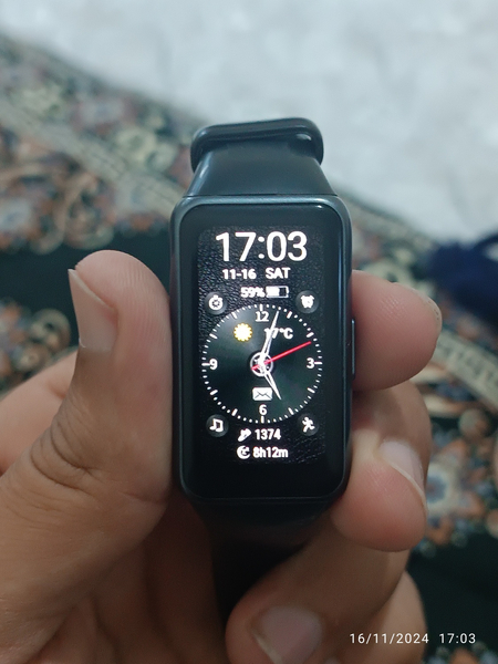 Huawei band 6 soati