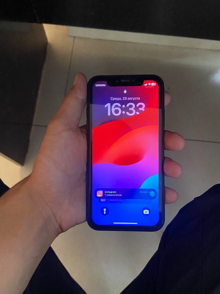 iPhone 11 qora rang