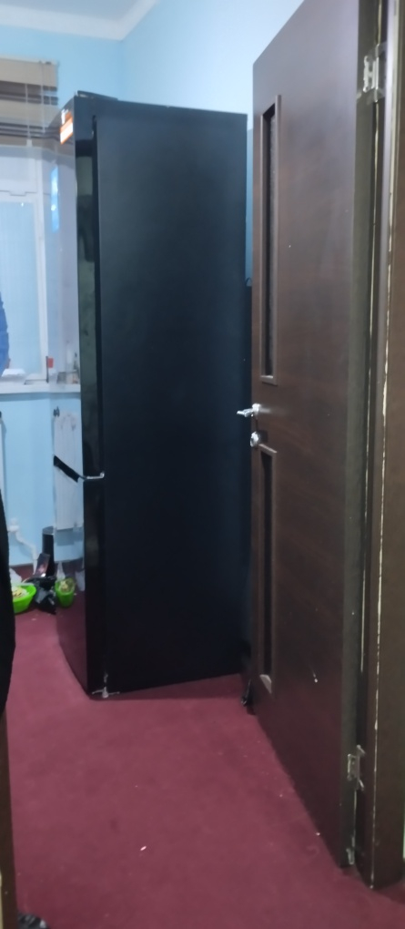 Uch xonali uy zudlik bilan sotiladi