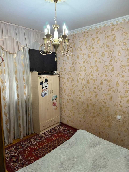 Продаётся 4 ком кв в Алмазарском районе за 96000 у.е.