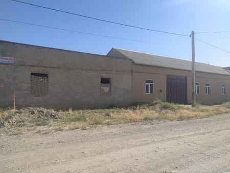 Hovli sotiladi 6 sotih
