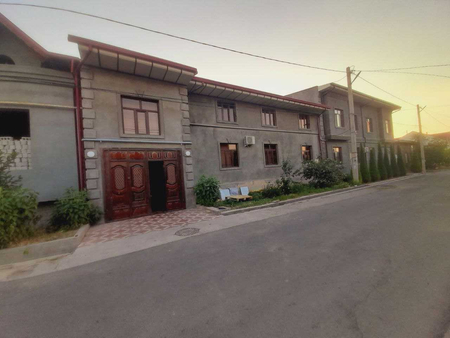 Продаётся 2х этажный дом на Лимонарий, 10 комнат от бетонки 500 м