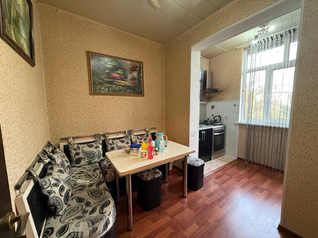 Юнусабод 13.кв 3/3/4 срочно квартира