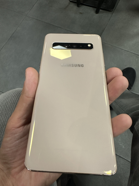 Samsung c10 5g sotiladi