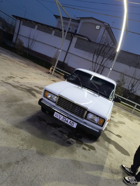 Vaz 2107 gaz bezin