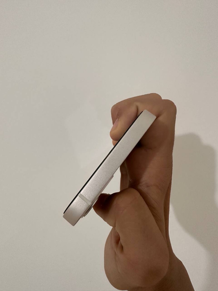 Iphone 12  sotiladi srochni