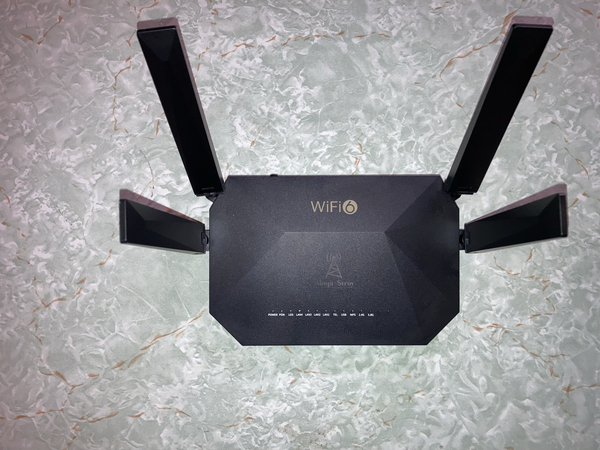 WI-Fi Gpon Роутер Uztelecom Wi-Fi 6/Wi-Fi 5