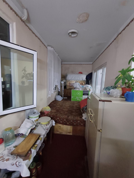 Срочно продаётся Юнусабад 19кв 4/5/5