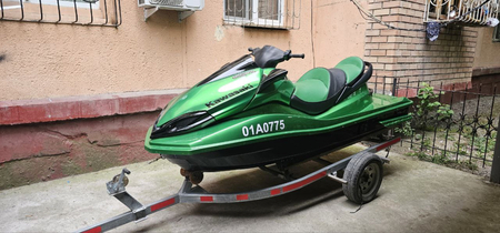 Продаю ГидроСкутер kawasaki ultra 300
