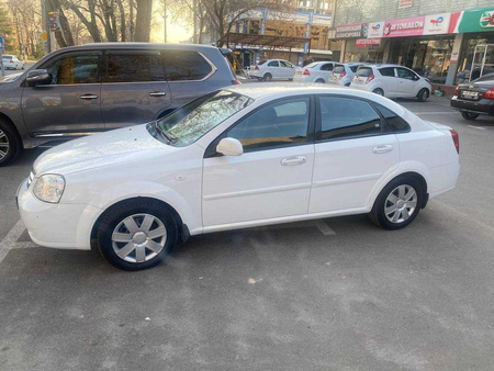 Продается автомобил