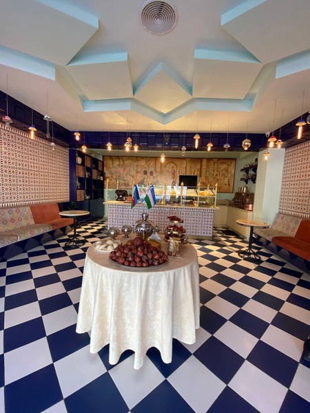 Аренда Ресторана (Restaurant rental) - ориентир гостиница Россия