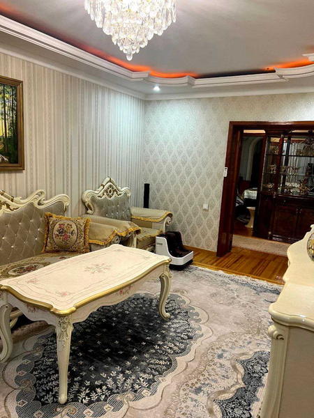 Продам квартиру 4/2/9 Себзар банковская 100кв.м с обстановкой