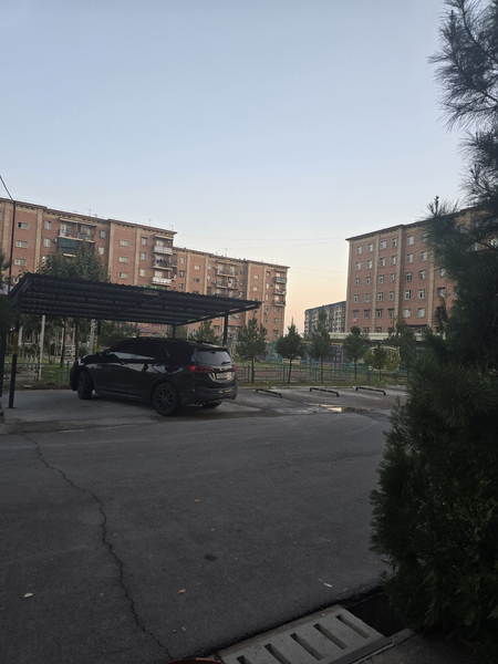 Prodaja Sergili3 bekat 2 xona Srochna