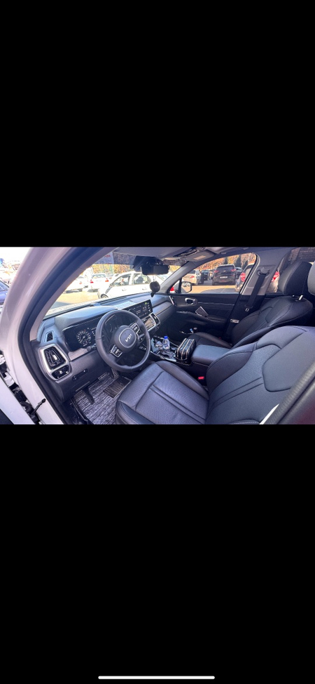 Kia Sorento 2023 (срочно)