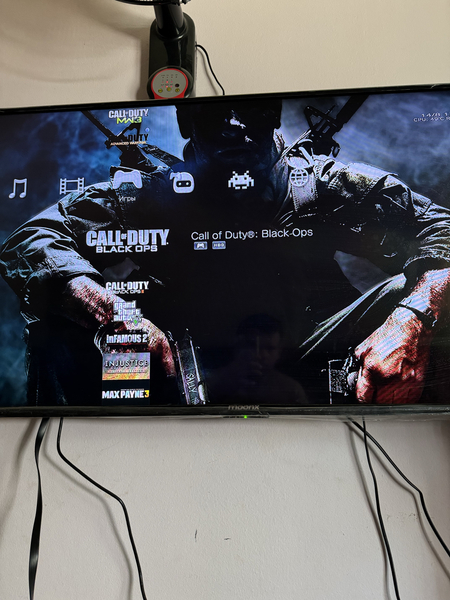 Продаю PlayStation 3 Slim прошитый с играми