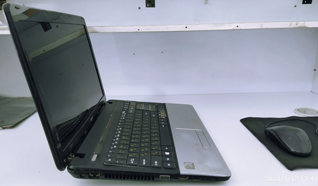 Noutbuk ACER sotiladi
