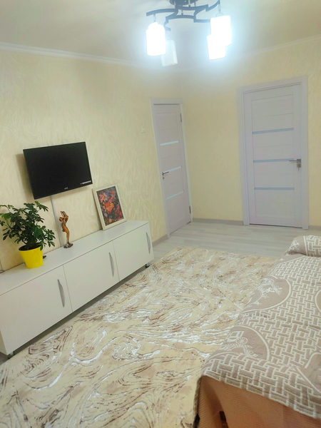 Аренда 2х ком КВ Ры Чилонзар24 ,Алмаз ресторан,Ватан