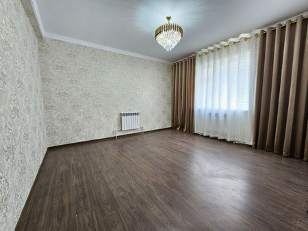 .Продается 2комнатная 2этаж 48м2 Сергели 3А Разделный метро 3бекат 56$