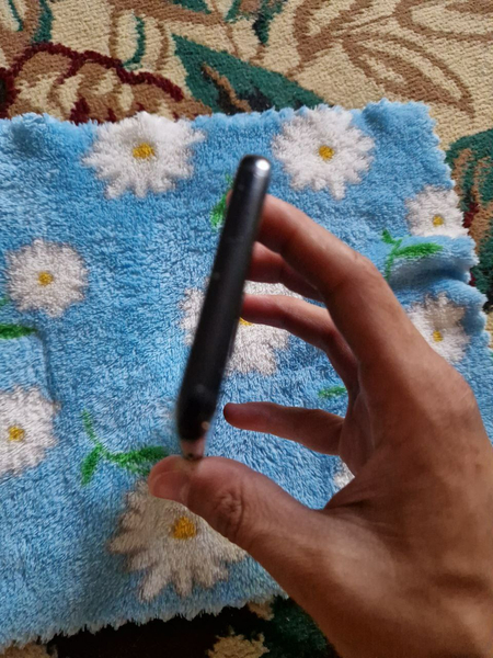 Samsung S9 sotuvda