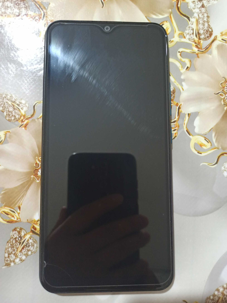 Vivo y11  kók  32 gb