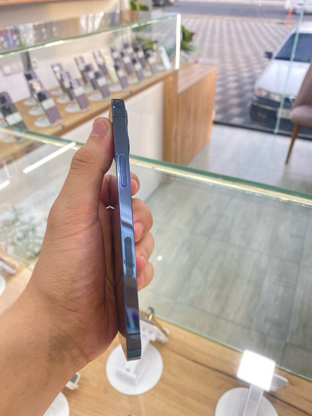 Rassrochka va Naht! Iphone 12 256gb LL/A 80% Apple Expert
