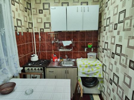 Чиланзар 24 1/4/4 Кирпич 2*4 балкон звоните Ясмина