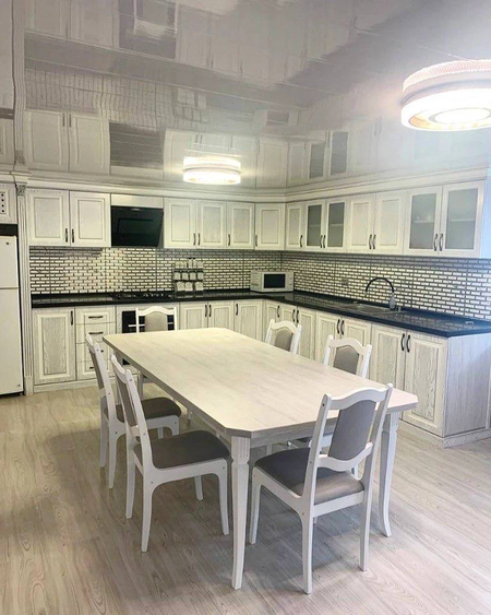 Продается дом под бизнес площадью 4 соток с 6 комнатами