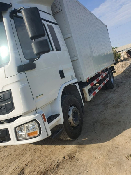 Shacman.  L3000 .  1 mostlik