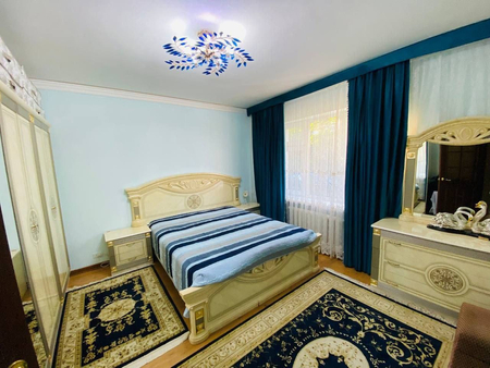 Продажа квартиры метро Космонавтов 6 комнат