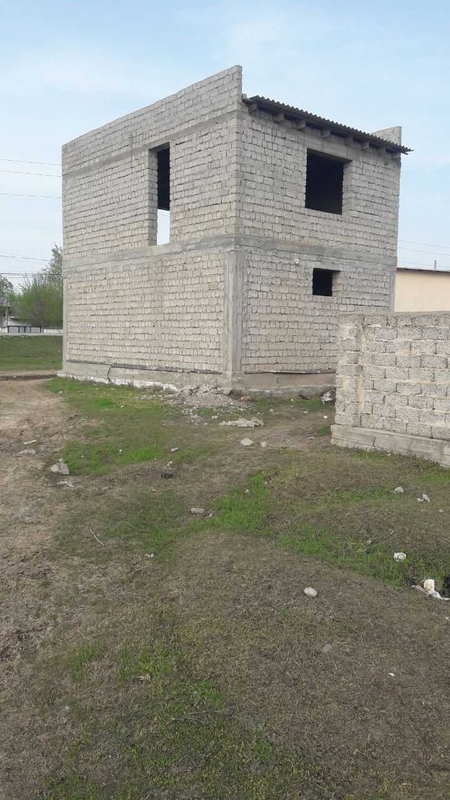 Zarbdor maxalla markazida qurilgan binosi bilan
