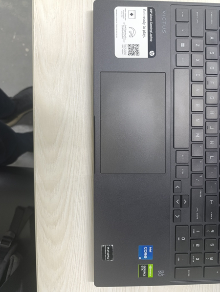 HP VICTUS  Intel core i5