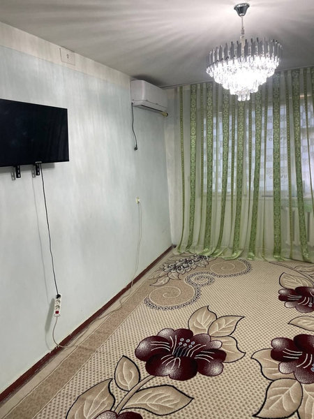Ijaraga kv student qizlarga 350 mingdan