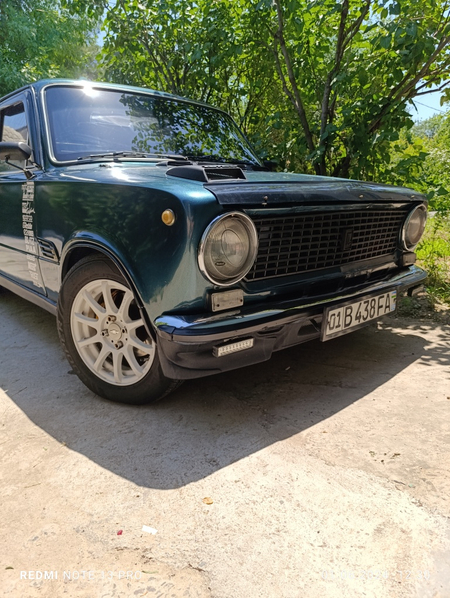 Продам ваз 21011 всё вопросы по телефону
