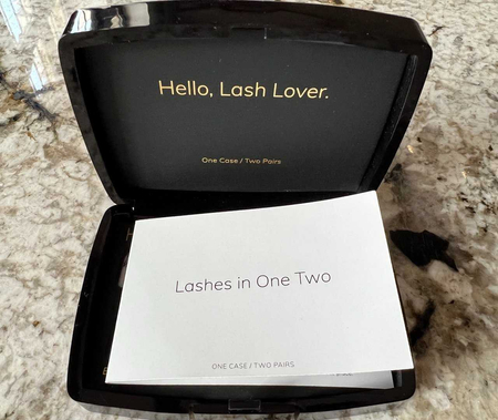 Новый комплект ресниц Lashes in One Two от One Two Cosmetics (США)