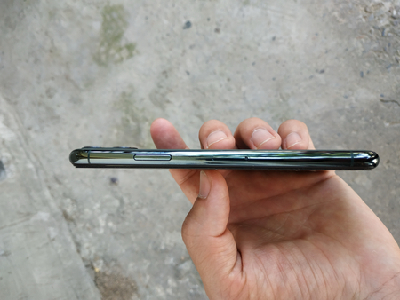 Iphone 11 pro 64tali
