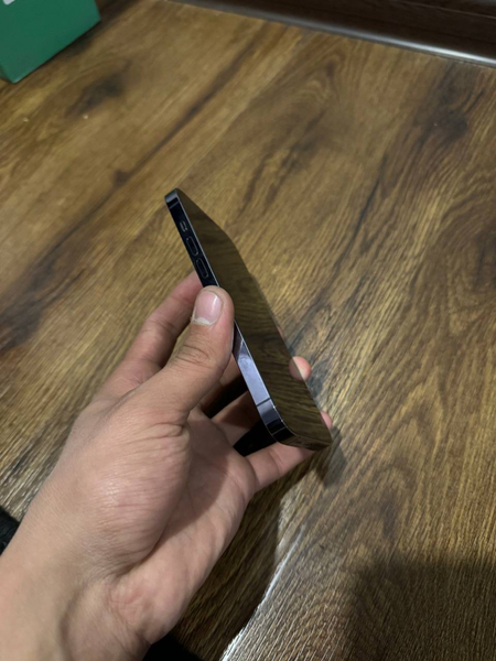 Iphone 14 pro pul zaril