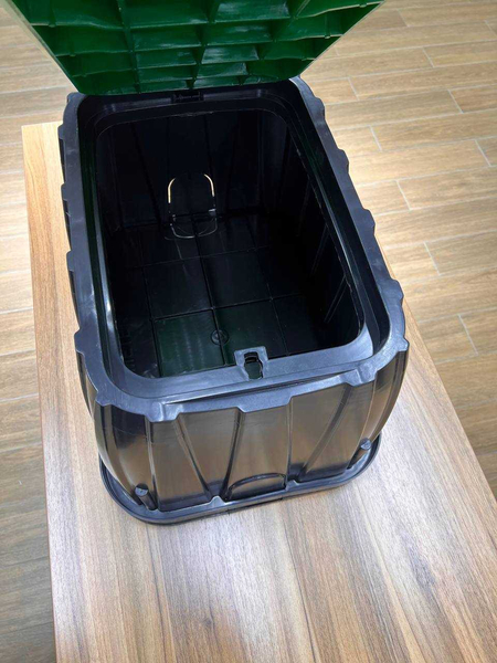 Пластиковый ящик для счетчика воды